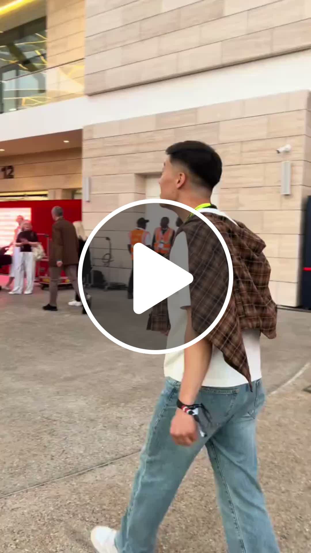 Interviewing the career ladder man - NewsBreak