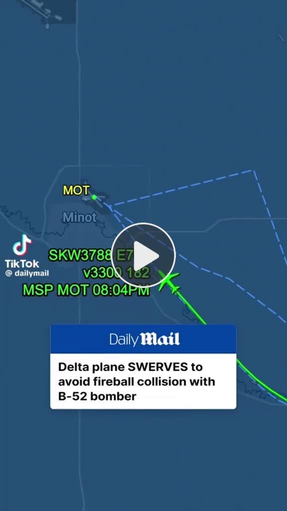 Delta Plane's Close Call with B-52 Bomber - NewsBreak
