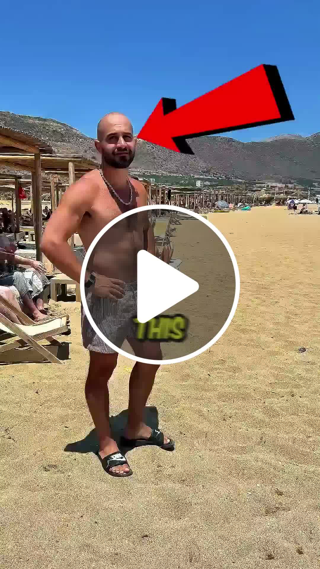 He Made a Mohawk Out of Sand 😂 - NewsBreak