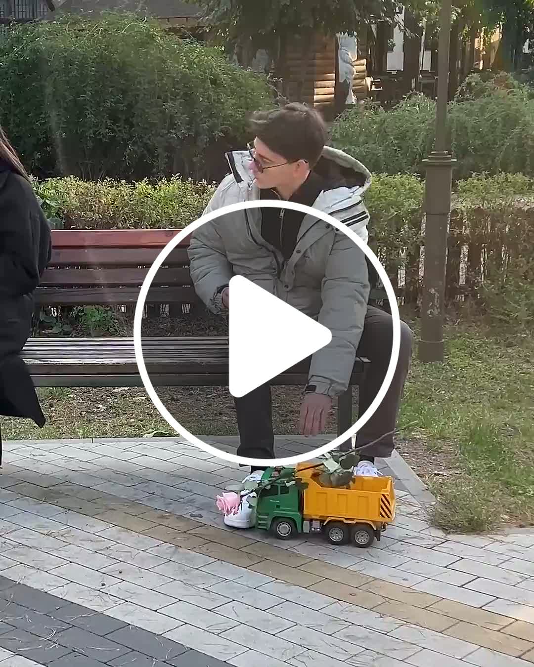 Big Smiles from a Small Car Remote-Control Surprise! (1) #scoopz ...