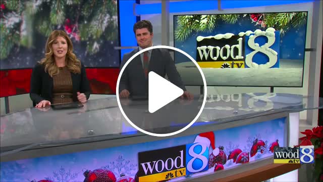 DeVos Children's Hospital brings Christmas cheer - NewsBreak