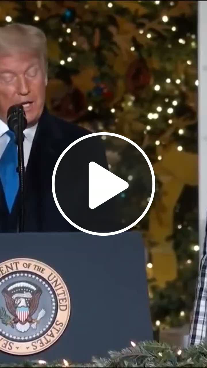 Donald Trump wishes Christmas #president #usa #christmas - NewsBreak