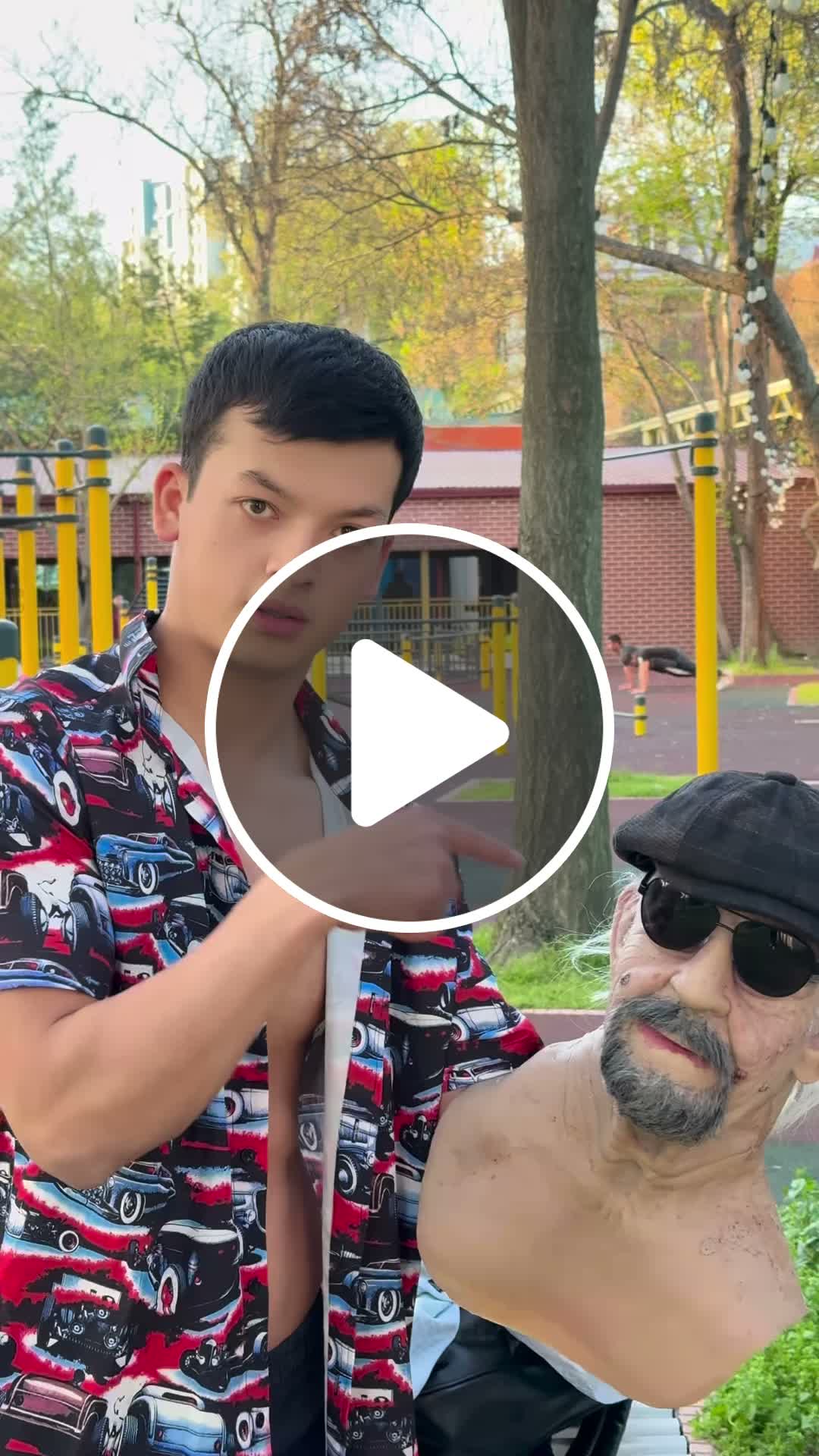 Old Man Shocks Everyone with Crazy Calisthenics Skills! - NewsBreak