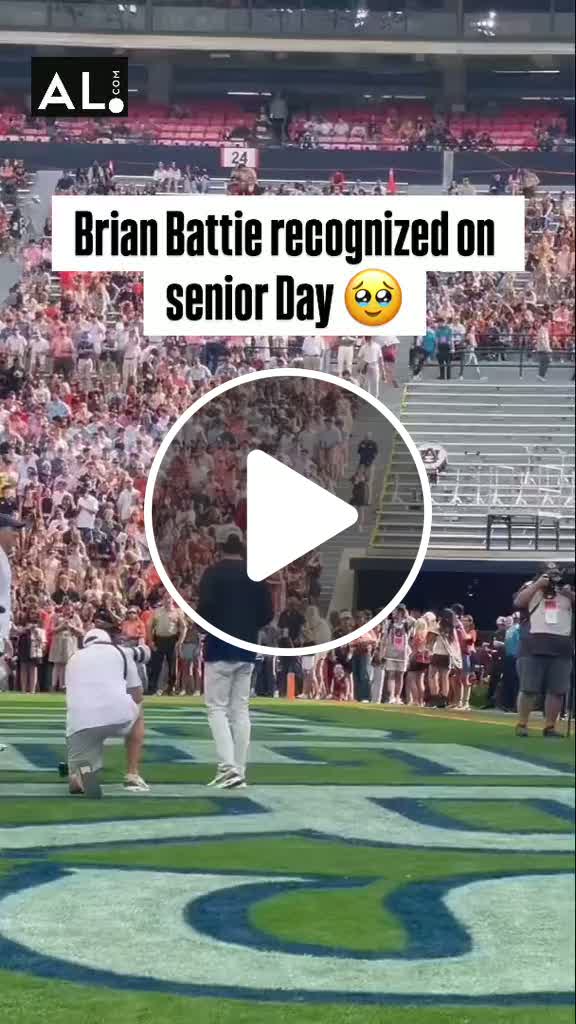 Really nice moment as former Auburn RB Brian Battie, who was injured in ...
