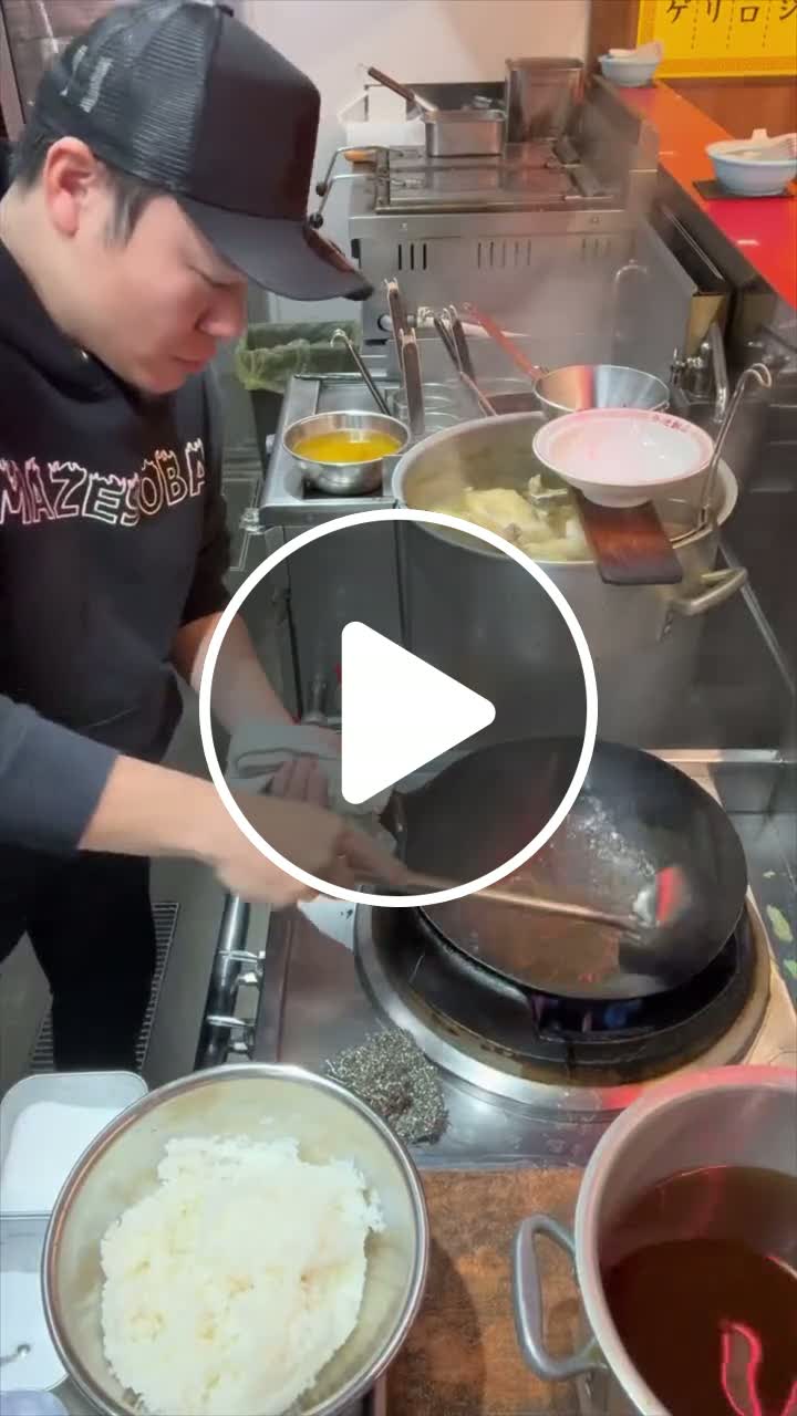 Were Hot In The Kitchen With Niiyamanaoto Who Shows Us How To Make Egg ...