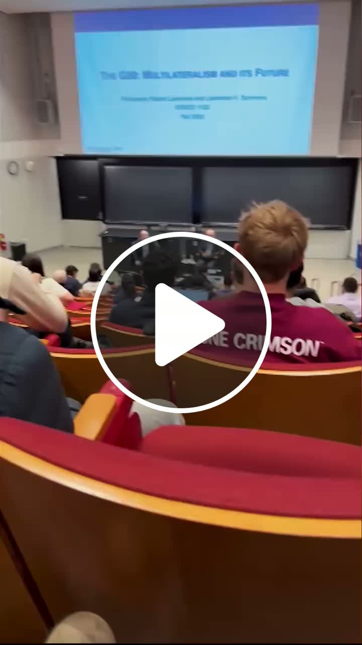 Larry Summers apologized to Harvard students about his recently ...