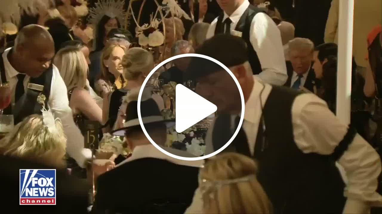 JUST IN President Trump spotted dining at Mar-a-Lago on Halloween ...