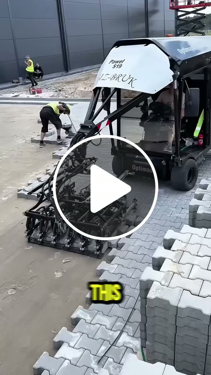 This isn’t a normal excavator bucket.#fblifestyle - NewsBreak