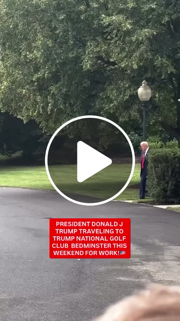 President Donald J Trump moments ago at The White House talking to The ...