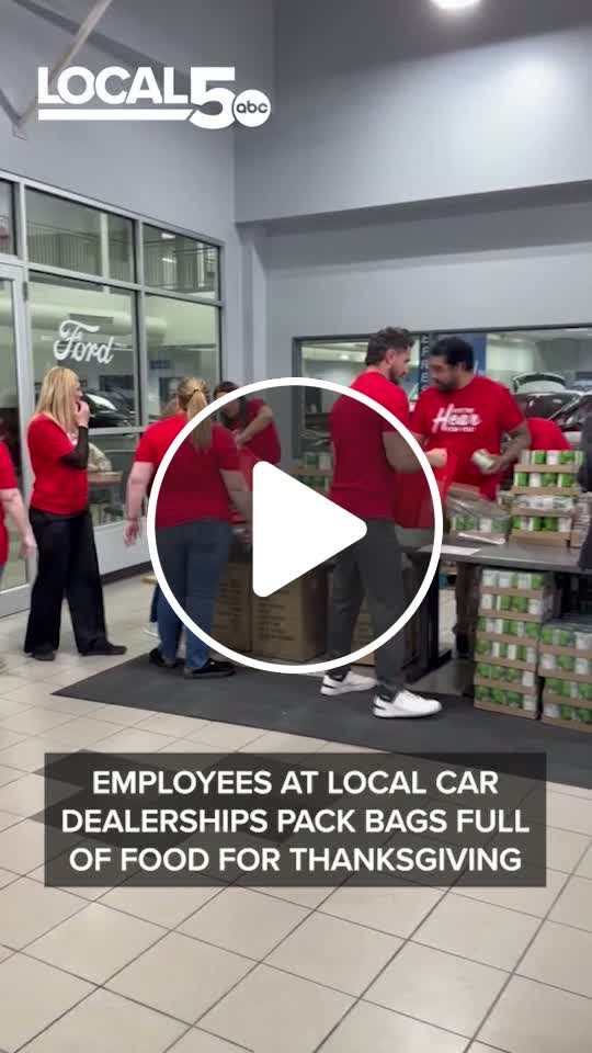 Are Car Dealerships Open On Thanksgiving