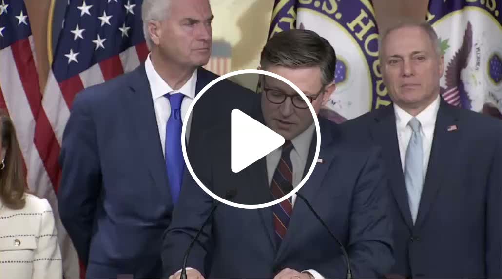 Mike Johnson claims that the ICE officer who shot and killed Renee ...