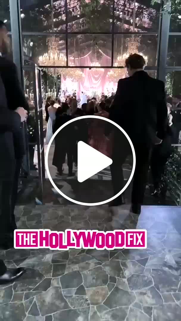 Mark Zuckerberg Performs Benson Boone Live For His Wife's 40th Birthday Party - NewsBreak