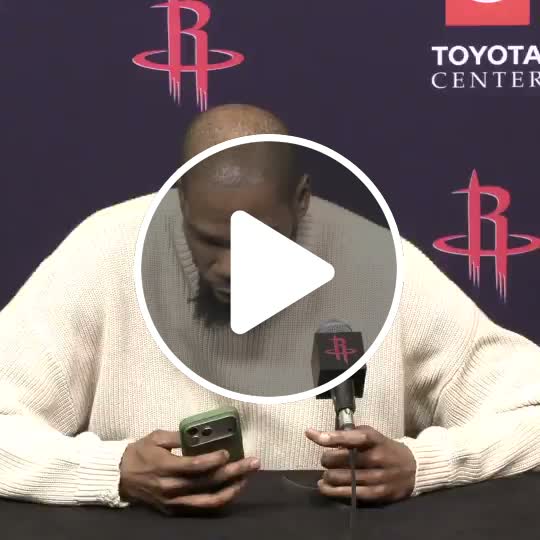 "Without the village, I wouldn't be here."Kevin Durant shouts out ...