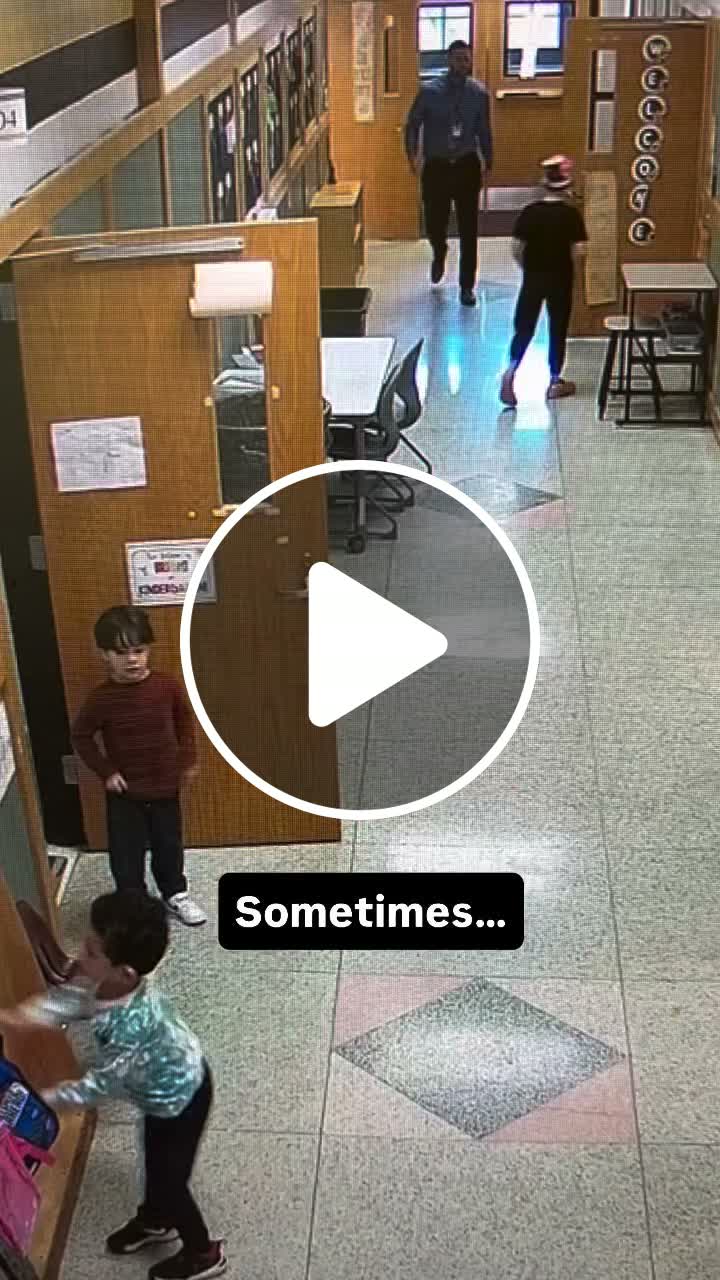 When real life becomes content 🎥 #ContentEverywhere #Relatable - NewsBreak