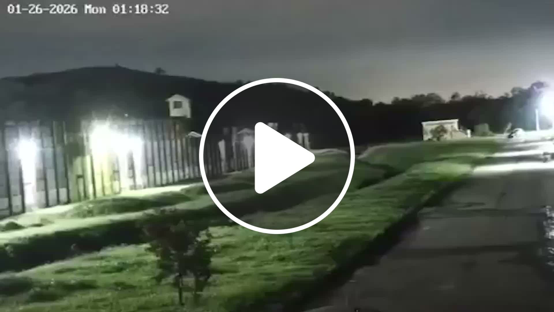 Prisoner's jail break foiled by guard waiting on the other side - NewsBreak