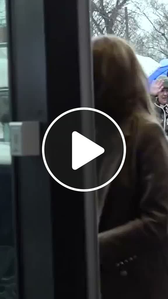 Princess Kate visits elderly and youngsters at a Rugby club - NewsBreak