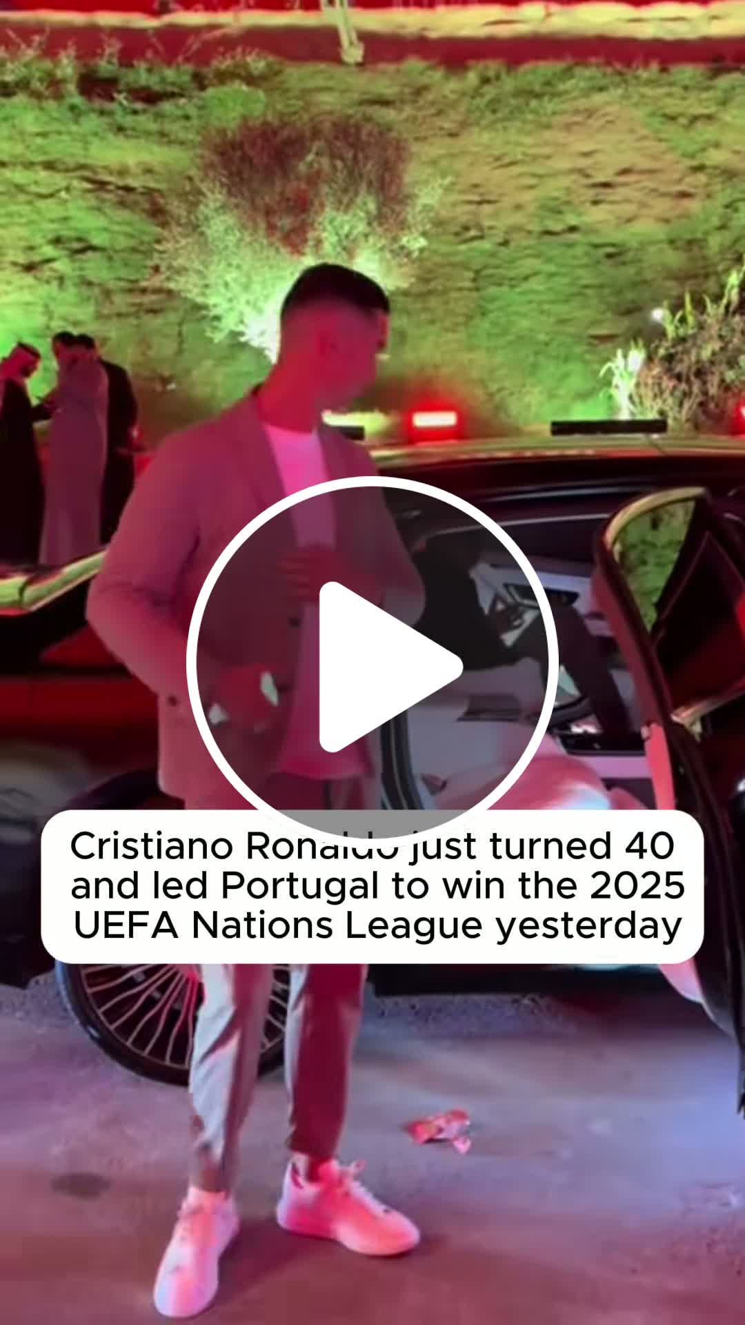 #CaughtOnCamera #celebritygossip #celebrityinterview #celebrity #celeb ...