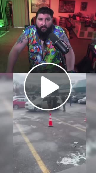 Somalians Surround ICE Agents - NewsBreak