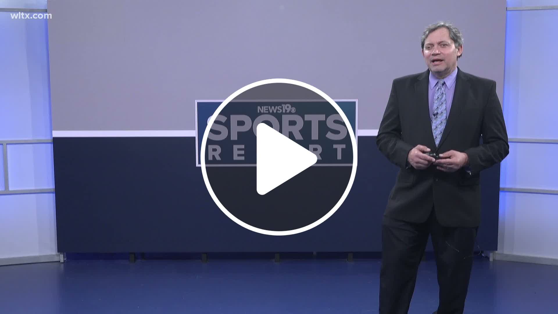 Fans honor Gamecock legend Steve Taneyhill in Five Points - NewsBreak