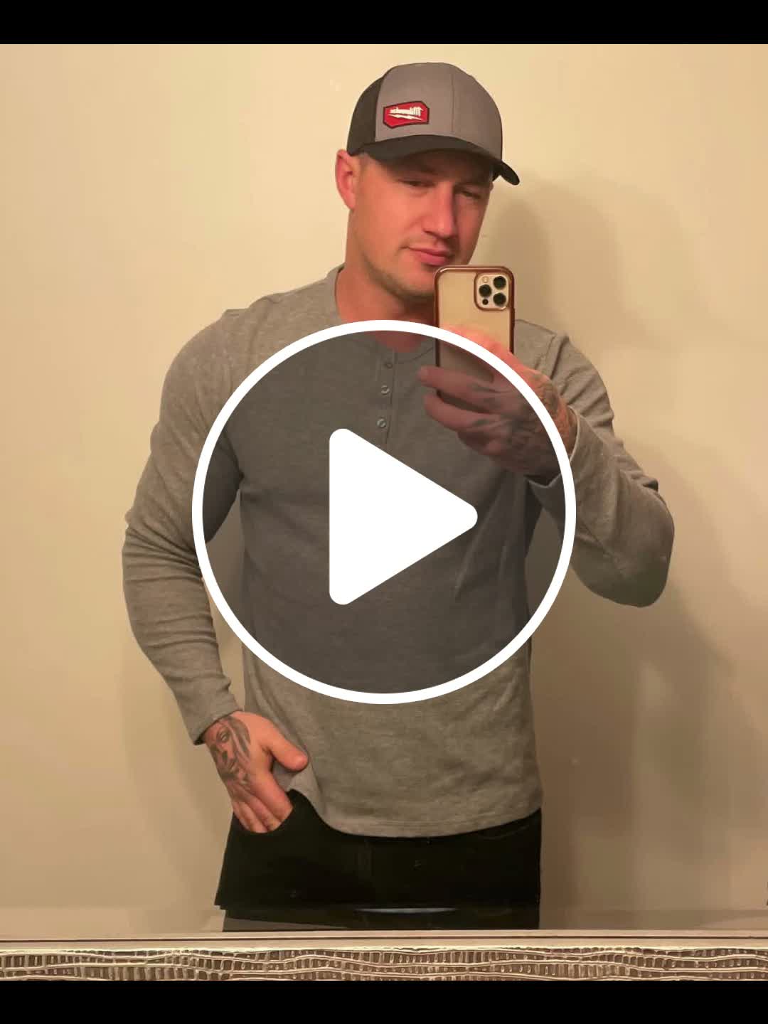 You got tattoos, let me see! - NewsBreak