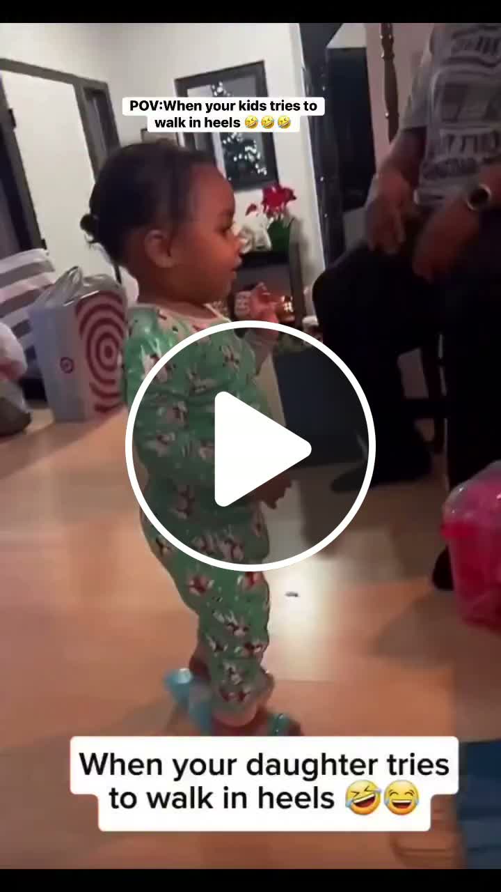 when your kids trirs to walk in heals😍😂😂 - NewsBreak
