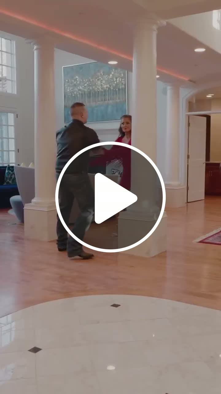 Did you guys meet at a dance bar😍 this is so cute - NewsBreak