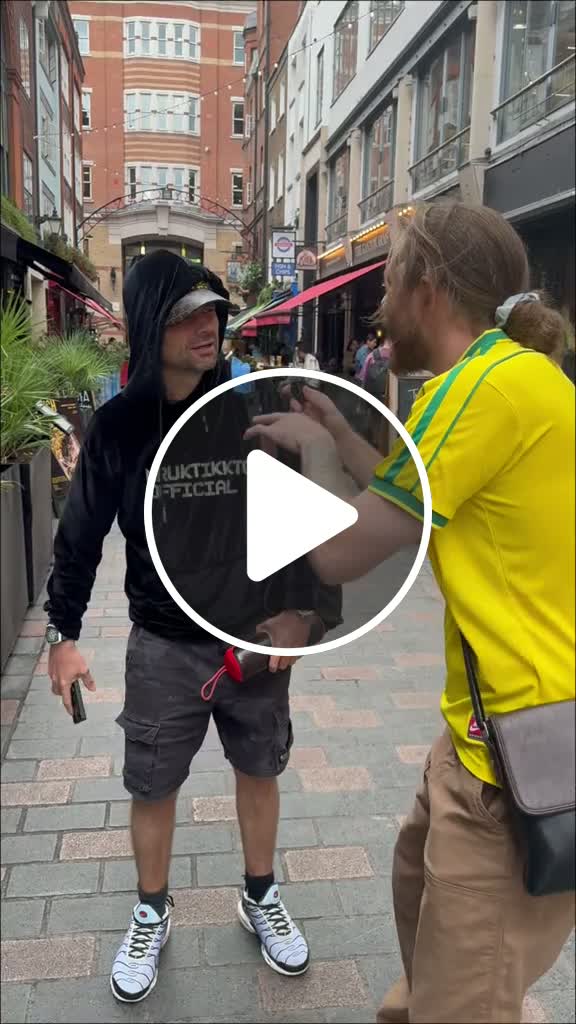 Nothing beats a jet2holidays aggythegift jet2 singing vibe 60086 #trend ...