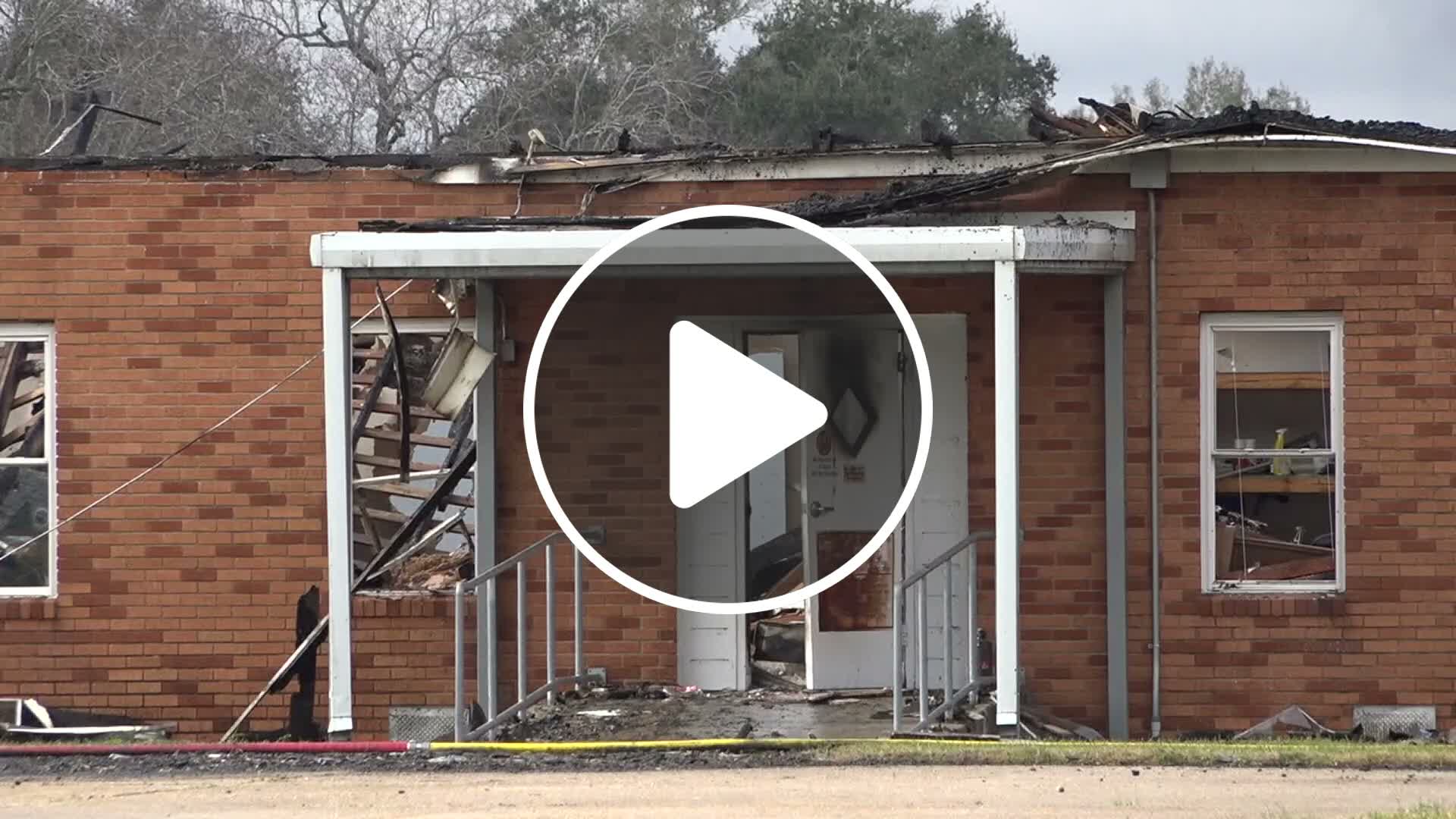 Nederland church finds temporary place to worship after lighting strik ...