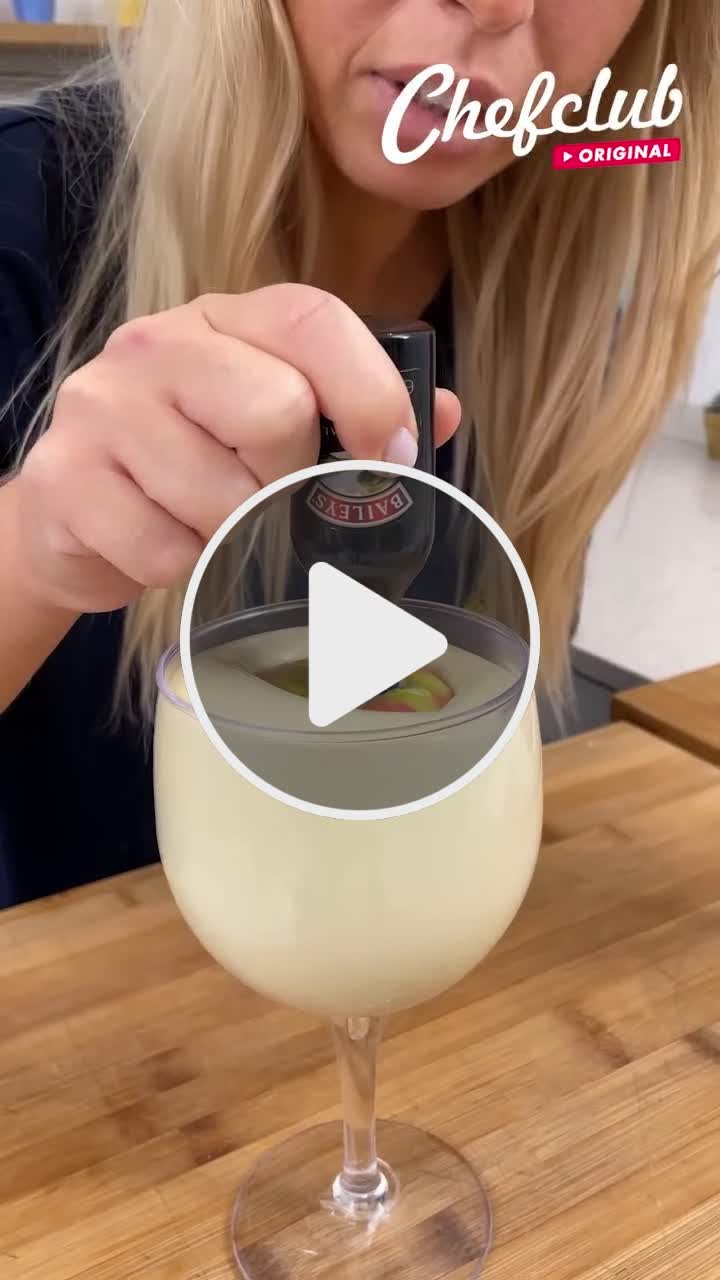 Baileys Caramel Apple Fritters! An apple a day makes everyone shout ...