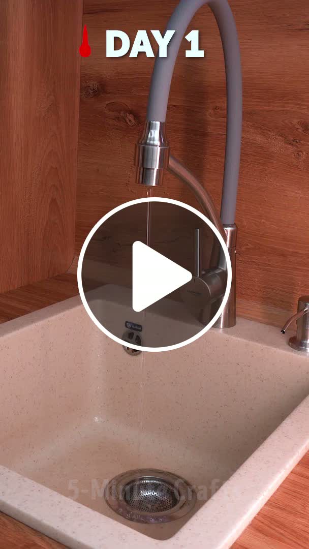 How does the menstrual cycle work Explained with an ordinary faucet ...