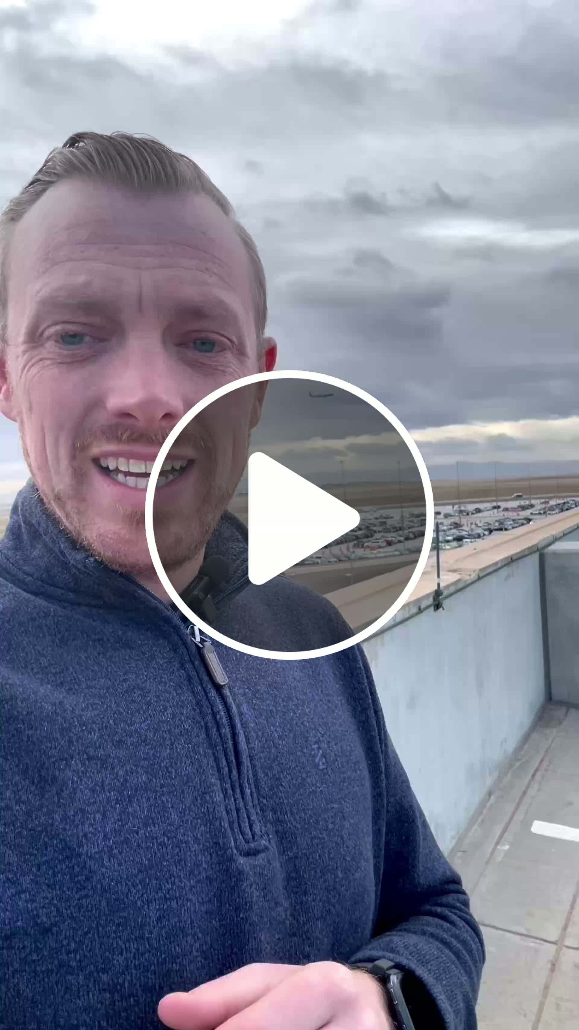 Windy day at DIA - NewsBreak