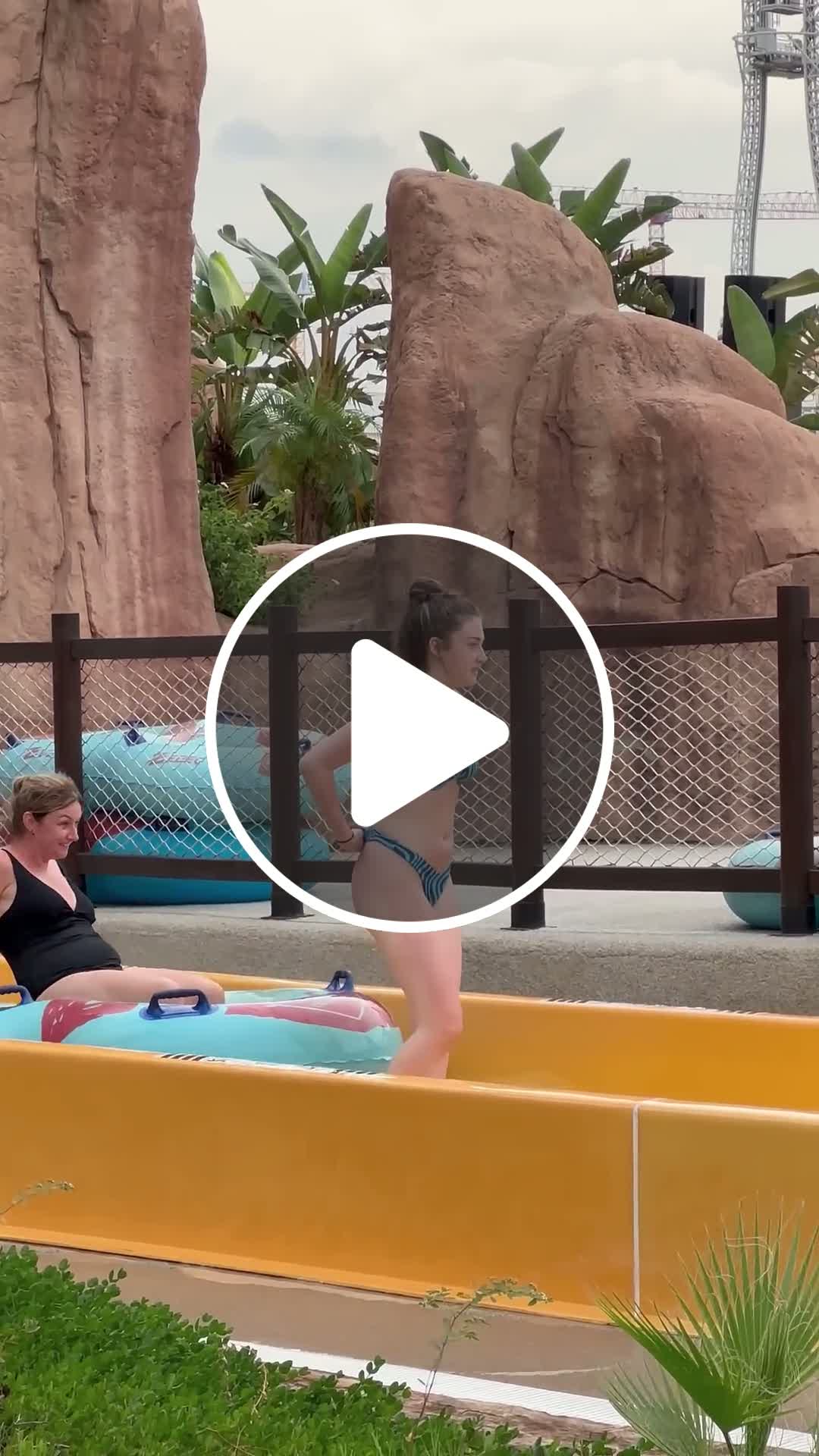 🌞Ultra Speed Water Slide Water Park Fun Holiday🐬 #waterslide. - NewsBreak