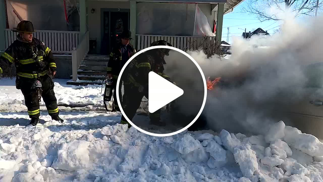 Firefighters respond to car fire in Cape Girardeau - NewsBreak