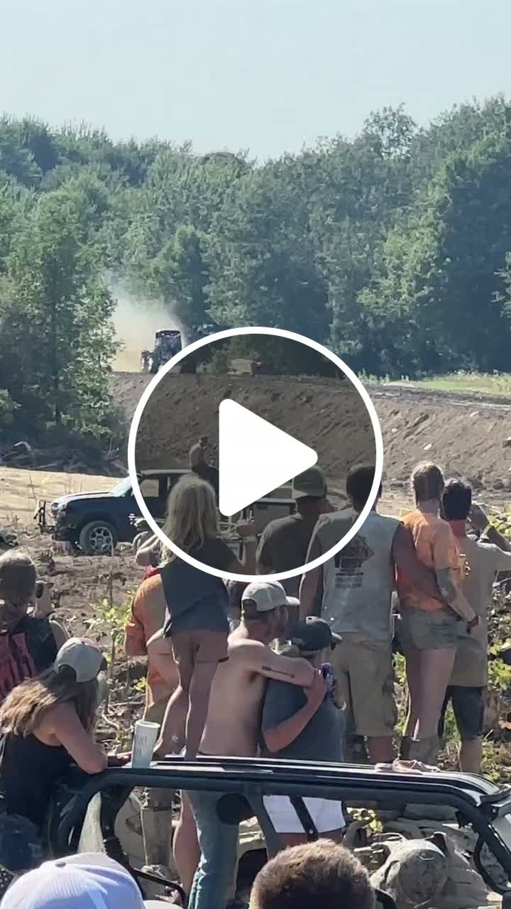 Wait For his reaction 🤣😂 - NewsBreak