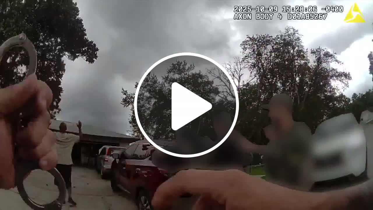 Body camera footage of Ronald Exantus' arrest in Florida - NewsBreak