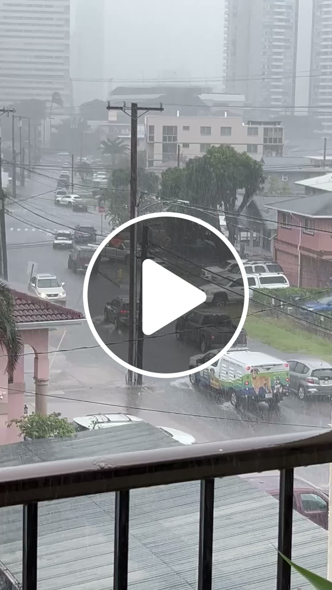 Kona Storm Brings Flash Flooding to Honolulu - NewsBreak
