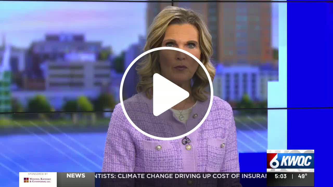 Line for food begins 6 hours before for emergency distribution began in ...