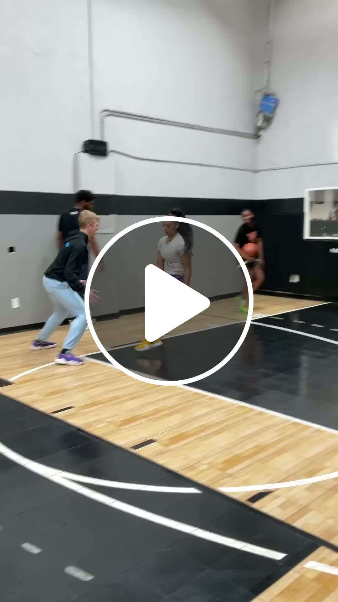 WNBA Player Gives My Trainer BUCKETS! - NewsBreak
