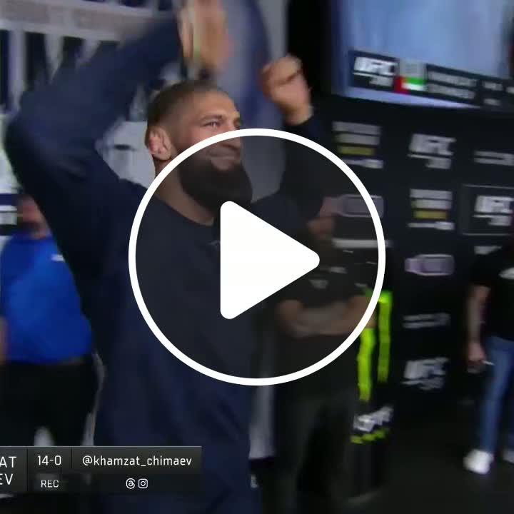 𝗗𝗗𝗣. 𝗕𝗢𝗥𝗭. 𝗧𝗛𝗘 𝗕𝗘𝗟𝗧! Dricus du Plessis and Khamzat Chimaev are throwing ...