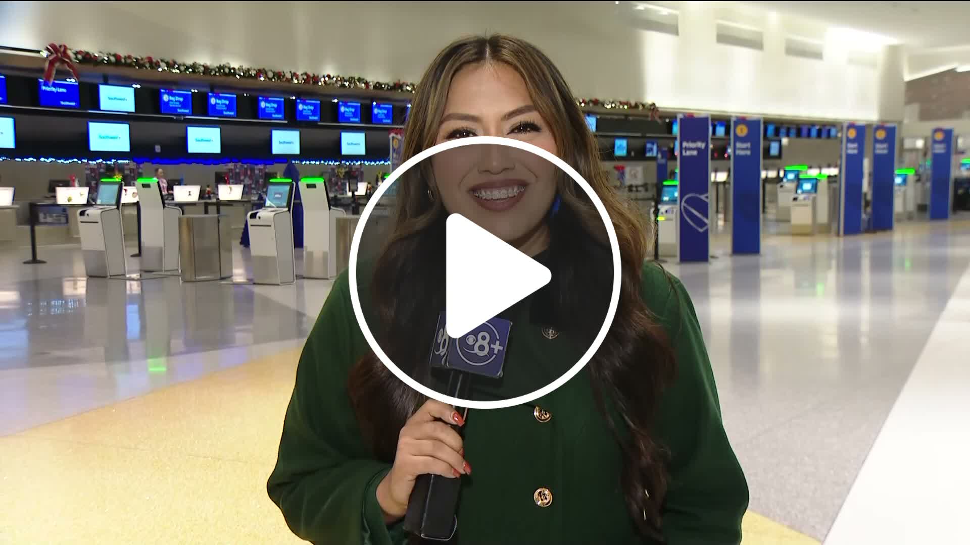 Holiday travel surges at SAN as new Terminal One debuts - NewsBreak