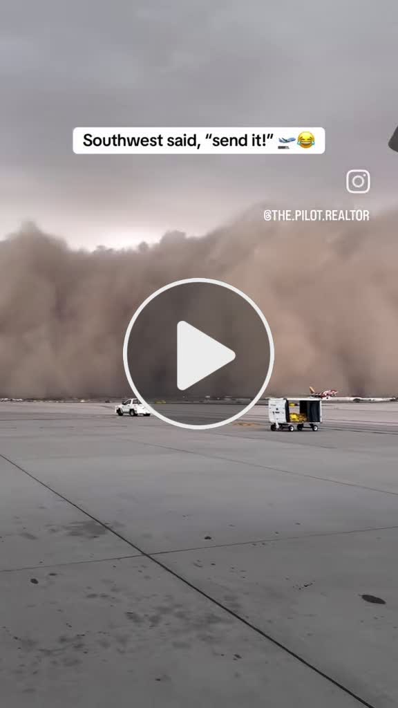 Massive dust storm hits Phoenix, causing outages and flight delays 🌪️ # ...