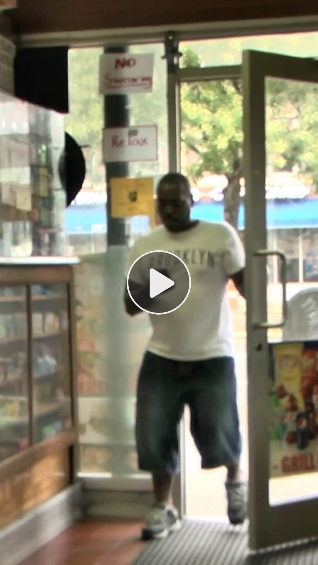 I'd be outta there too - NewsBreak