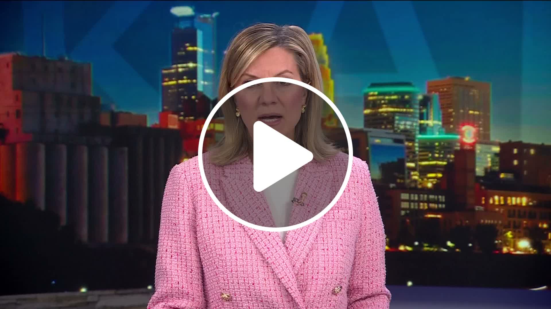 Restaurant raising funds for those impacted by ICE presence sees ...