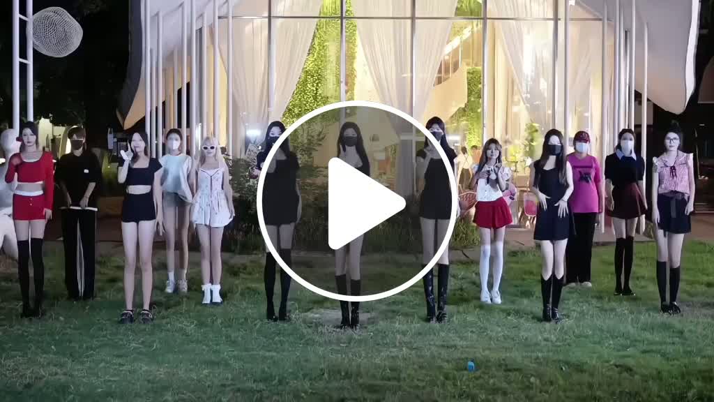 AI-generated. Pretty girl chit chat moment 💄 #ai#beauty#girls - NewsBreak