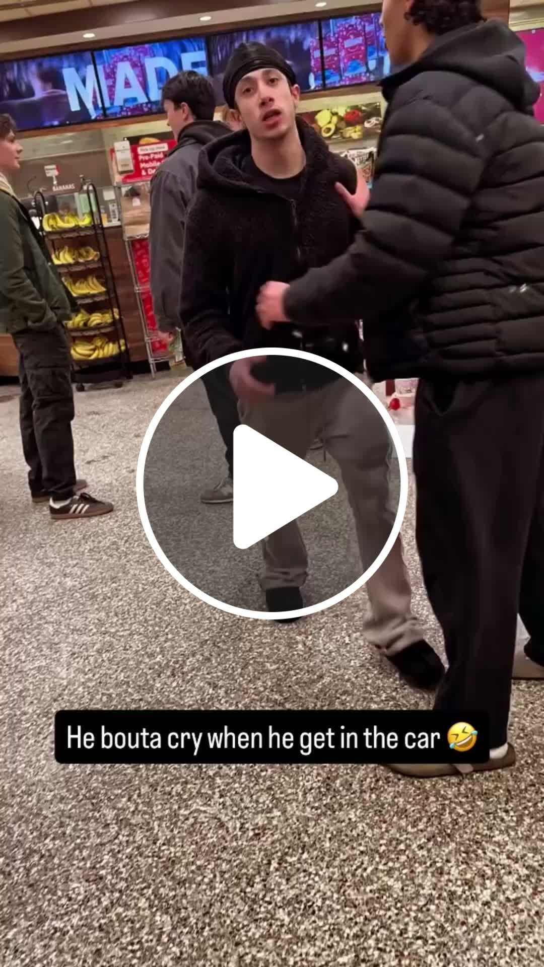 😳 .. real or fake? - NewsBreak