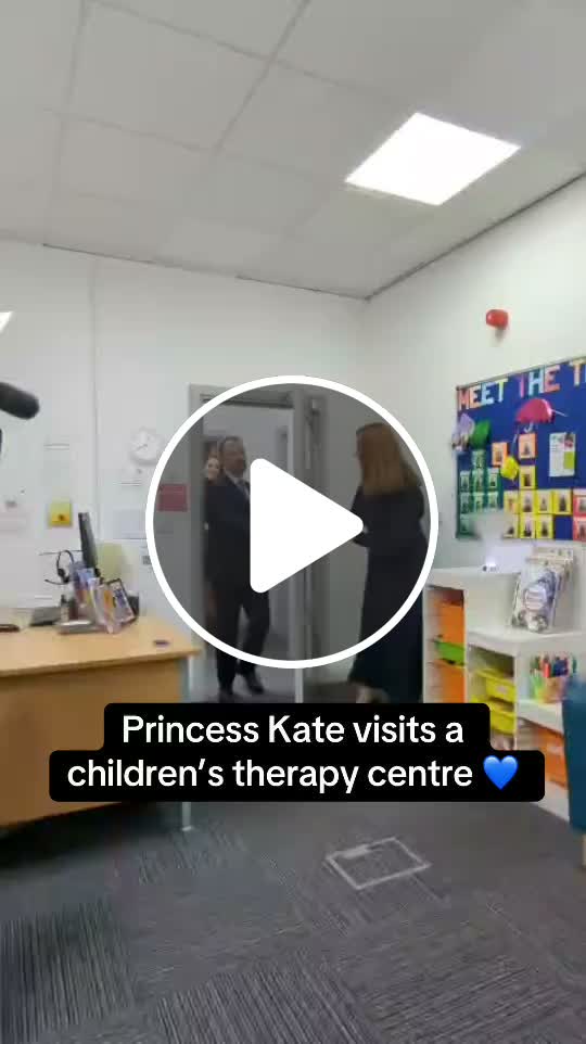 A truly heart-warming engagement 💙 Princess Kate brought smiles today ...